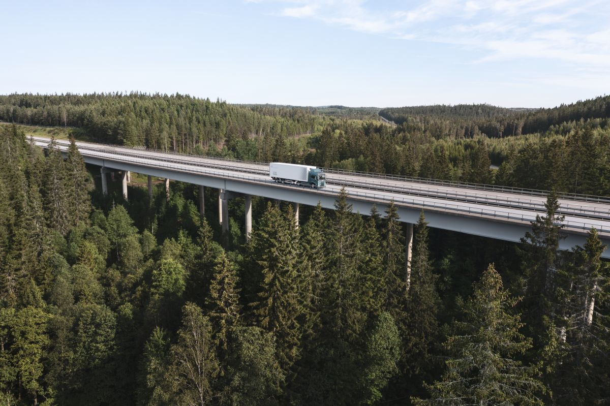 ZEFES | Taking Zero-Emission Long-Haul Freight Transport in Europe to ...